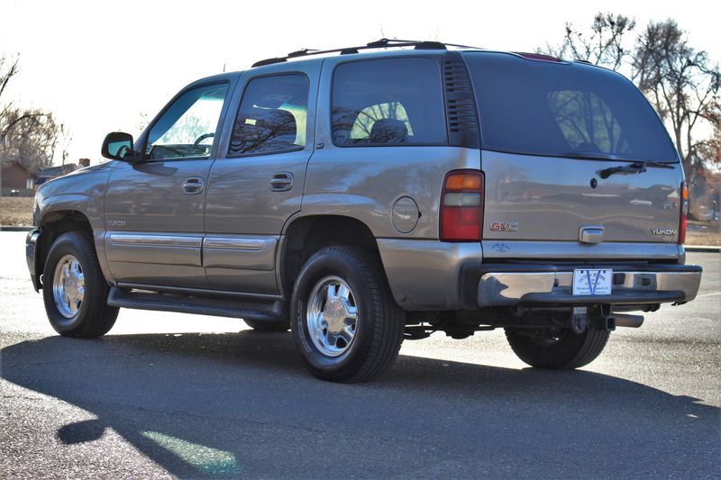 2003 GMC Yukon Photos
