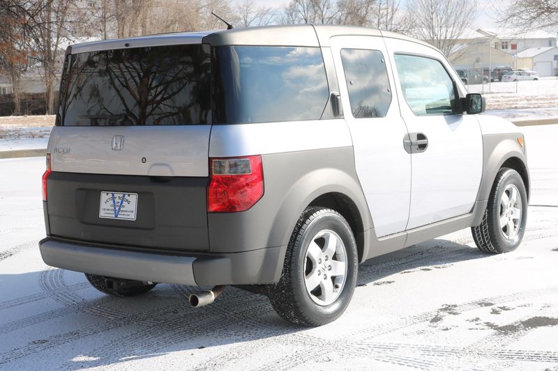 2003 Honda Element Photos
