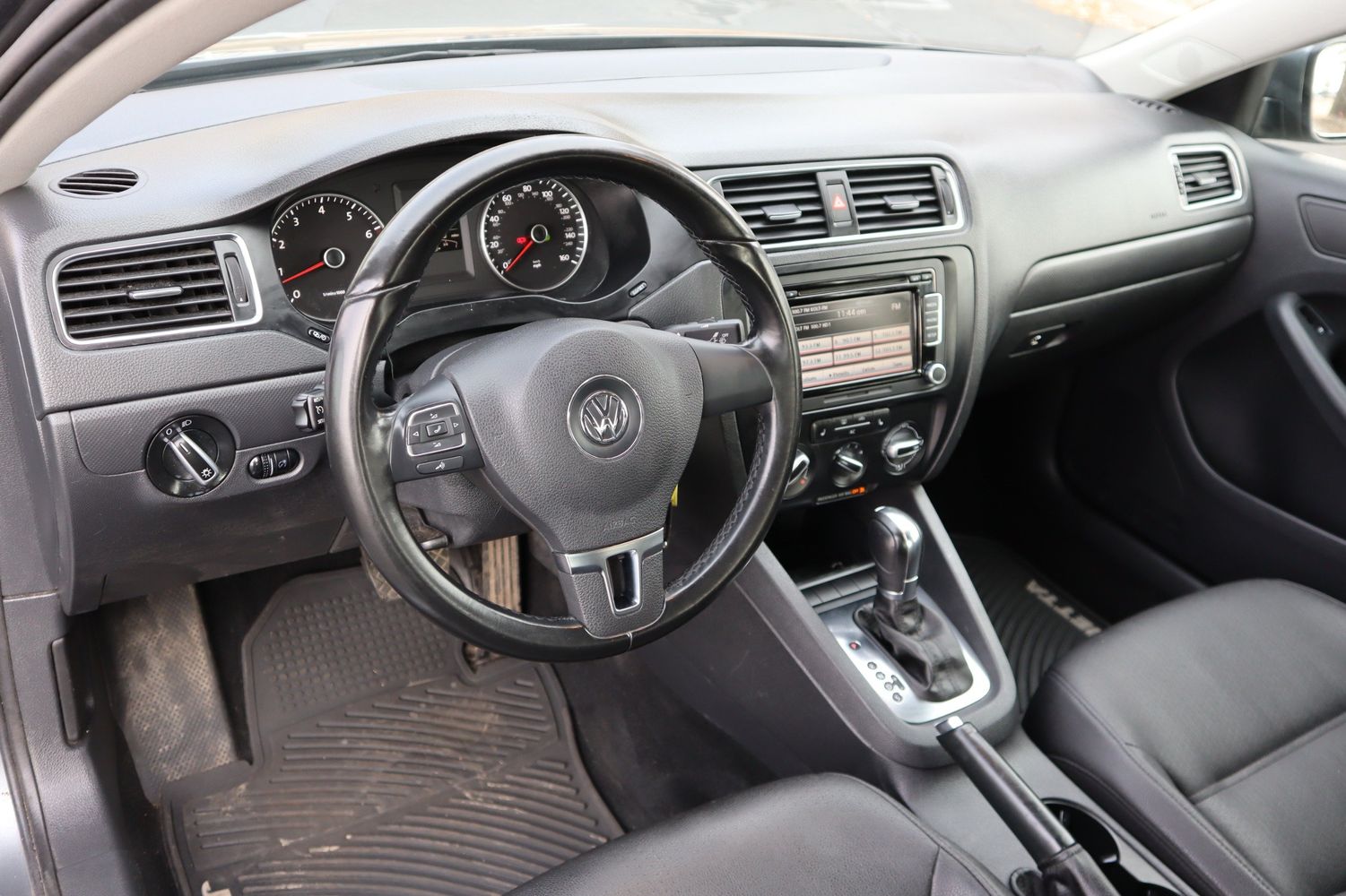 2012 Volkswagen Jetta SE PZEV | Victory Motors of Colorado