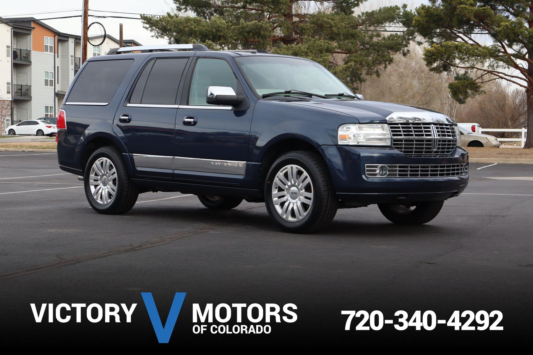 2013 Lincoln Navigator Base | Victory Motors of Colorado