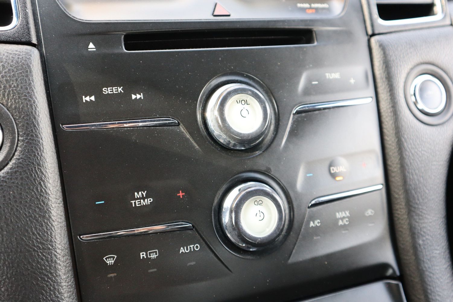 2014 Ford Taurus Limited | Victory Motors of Colorado