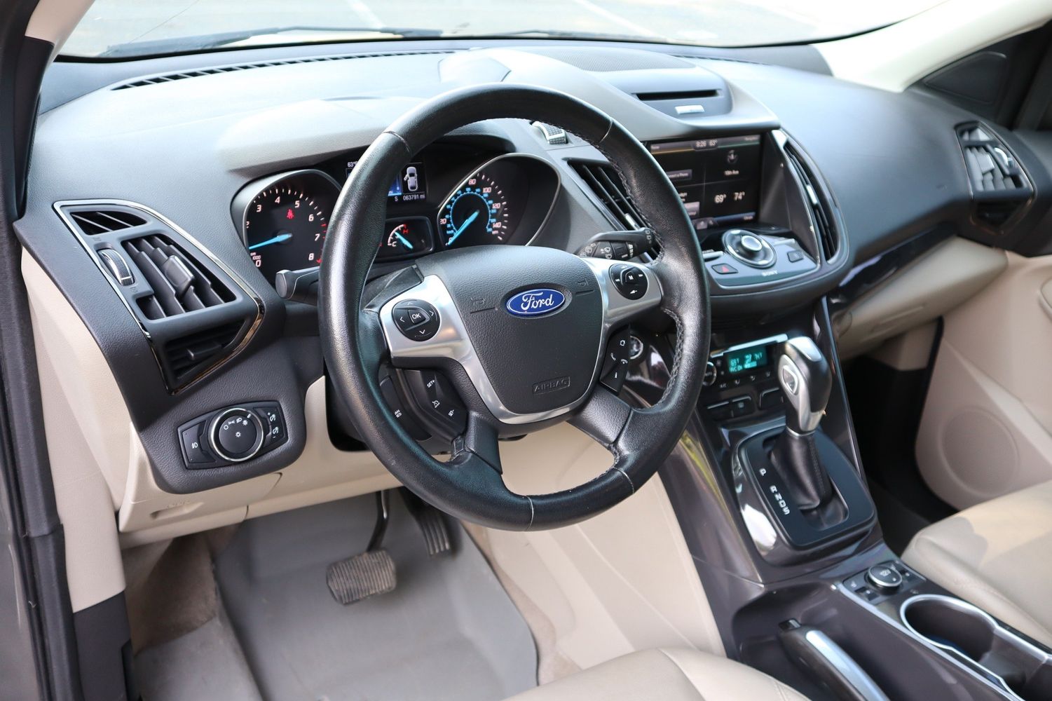 2014 Ford Escape Titanium | Victory Motors of Colorado