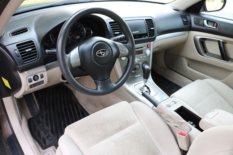 2008 Subaru Outback 2.5i | Victory Motors of Colorado