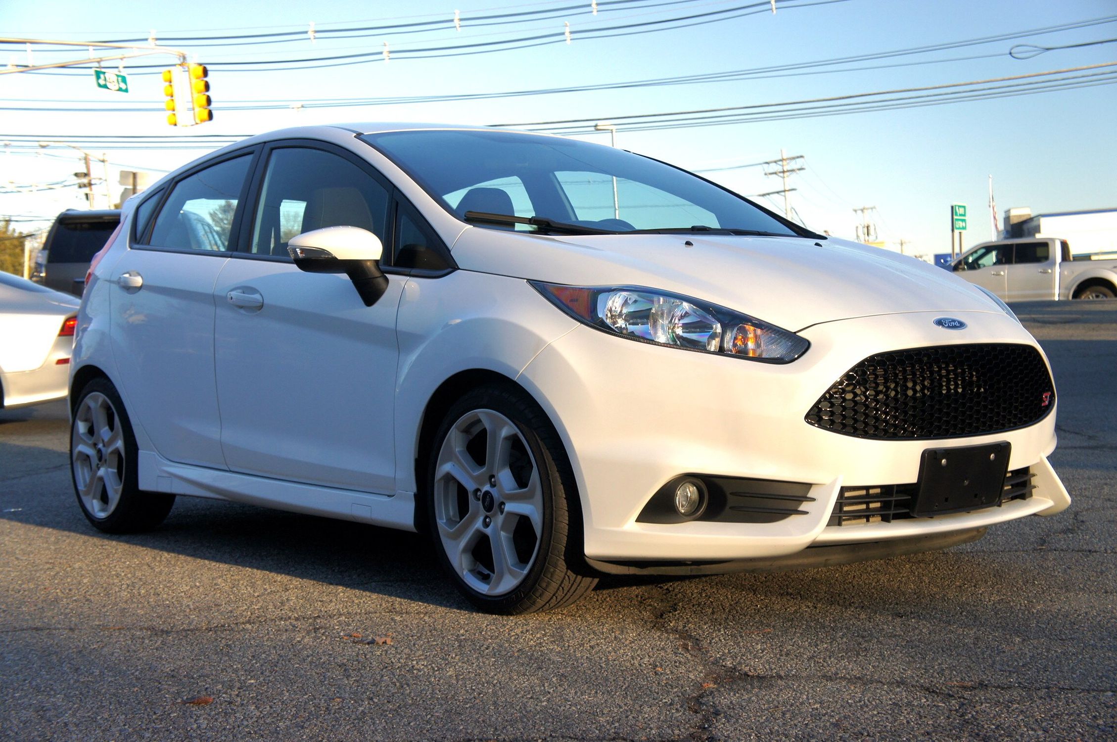 Ford Fiesta St White