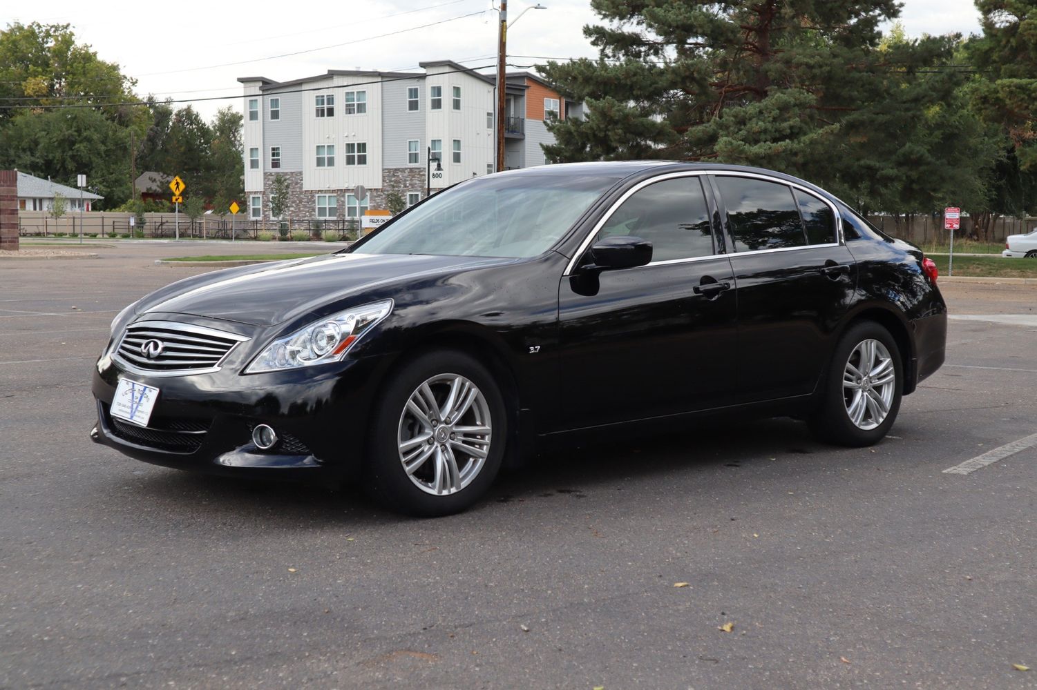 2015 INFINITI Q40 Base | Victory Motors of Colorado