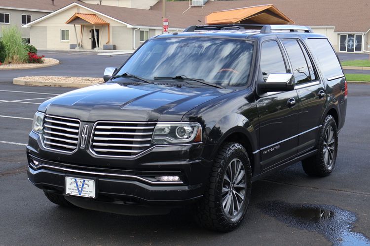 2015 Lincoln Navigator | Victory Motors of Colorado