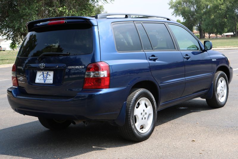 2005 Toyota Highlander Photos