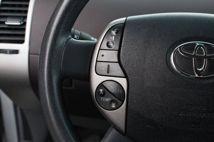 2005 Toyota Prius | Victory Motors of Colorado