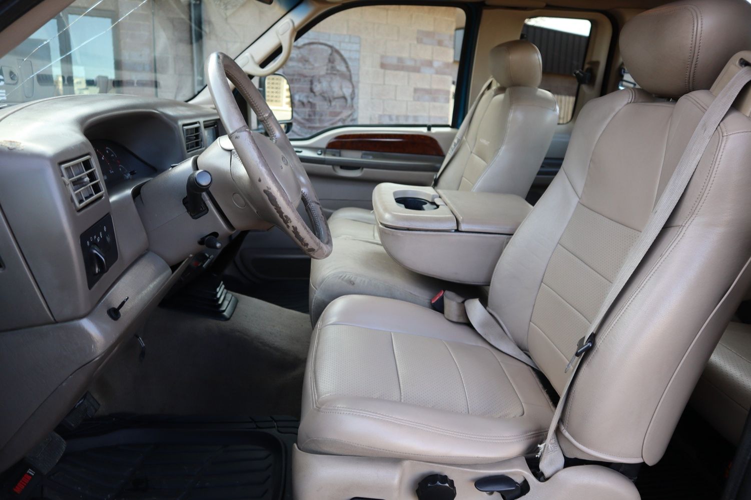 2002 Ford F-250 Super Duty XL | Victory Motors of Colorado