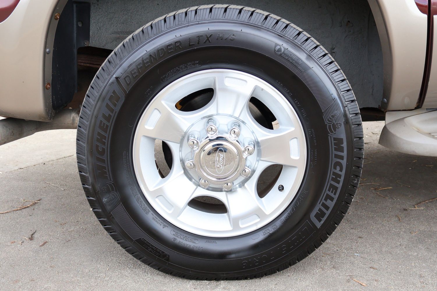 2001 Ford Excursion Limited | Victory Motors of Colorado