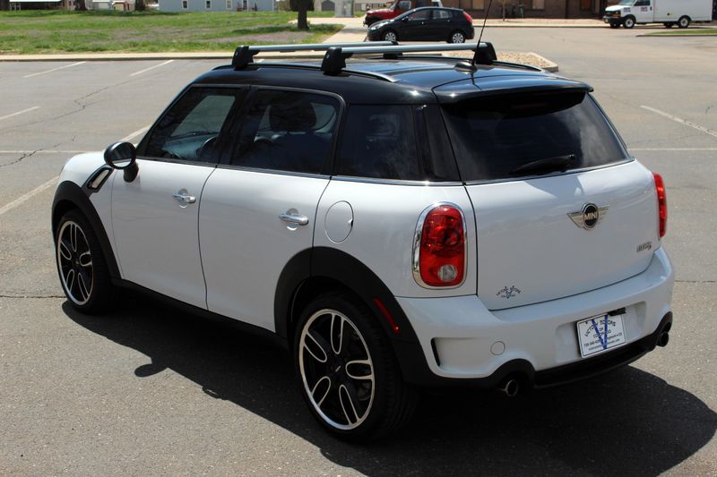 2012 MINI Cooper Countryman Photos