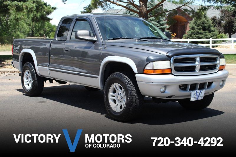 2004 Dodge Dakota Photos