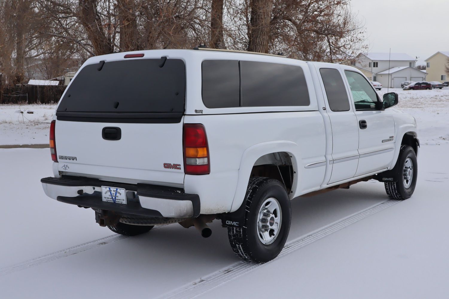 2001 GMC Sierra 2500HD SL | Victory Motors of Colorado