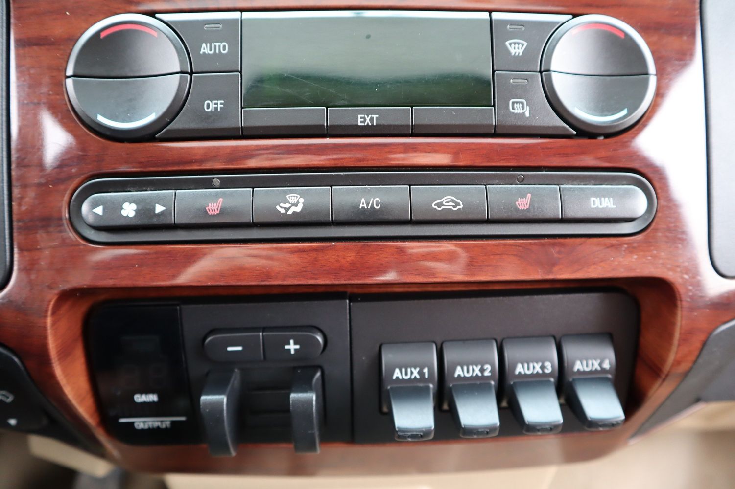 2008 Ford F-250 Super Duty Lariat | Victory Motors of Colorado