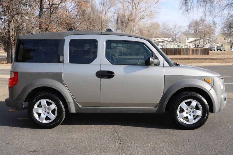 2004 Honda Element Photos