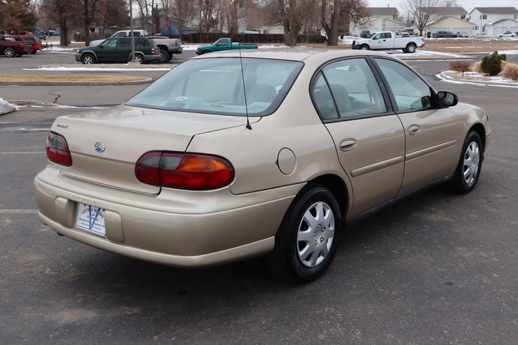 2004 Chevrolet Classic Base | Victory Motors of Colorado