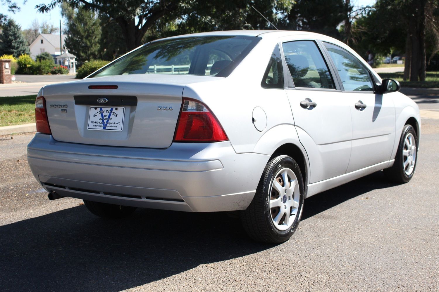 2005 Ford Focus ZX4 SE | Victory Motors of Colorado