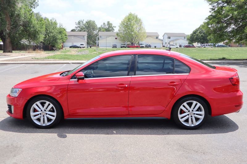 2012 Volkswagen Jetta Photos