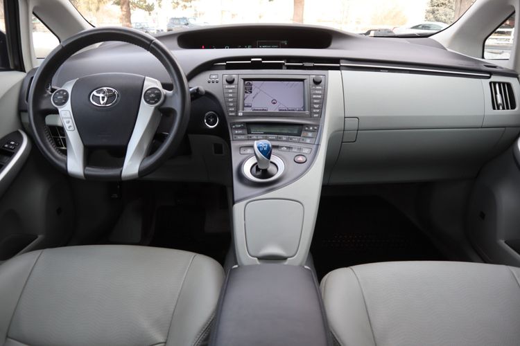 2010 Toyota Prius IV | Victory Motors of Colorado