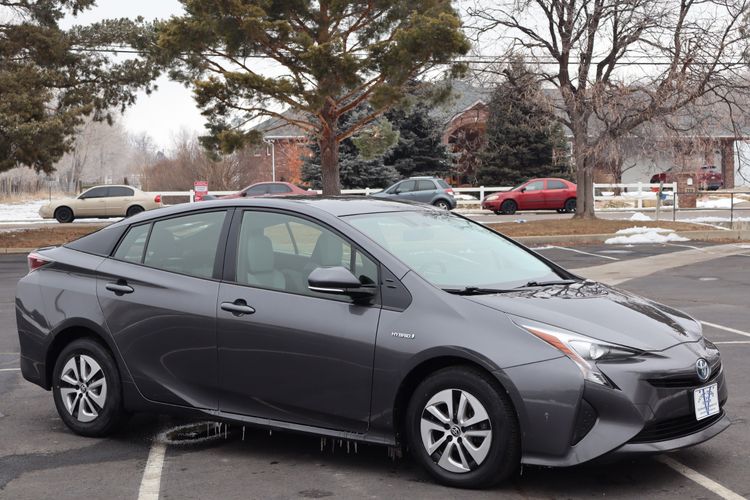 2016 Toyota Prius Three | Victory Motors of Colorado