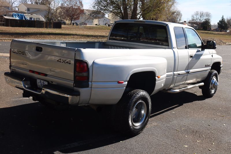 2002 Dodge Ram 3500 Photos