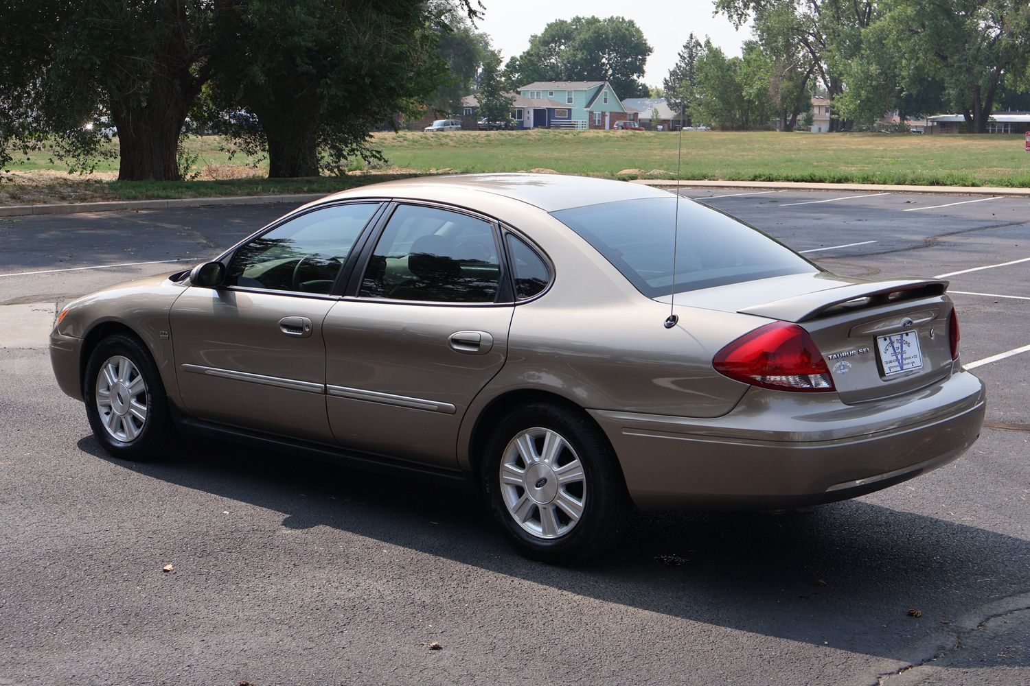 2004 Ford Taurus SEL | Victory Motors of Colorado