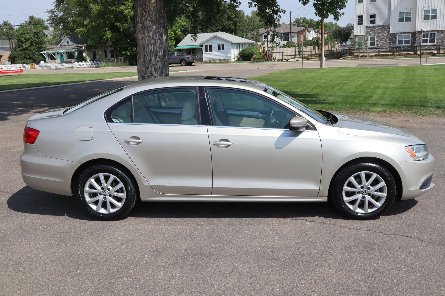 2013 Volkswagen Jetta SE | Victory Motors of Colorado