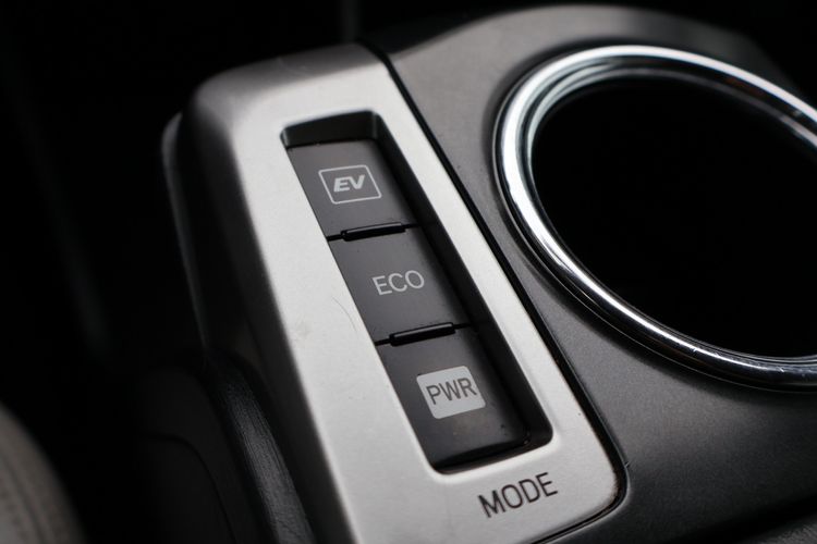 2015 Toyota Prius v Three | Victory Motors of Colorado