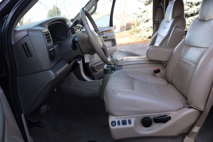 2000 Ford Excursion Limited | Victory Motors of Colorado