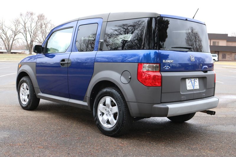 2005 Honda Element Photos
