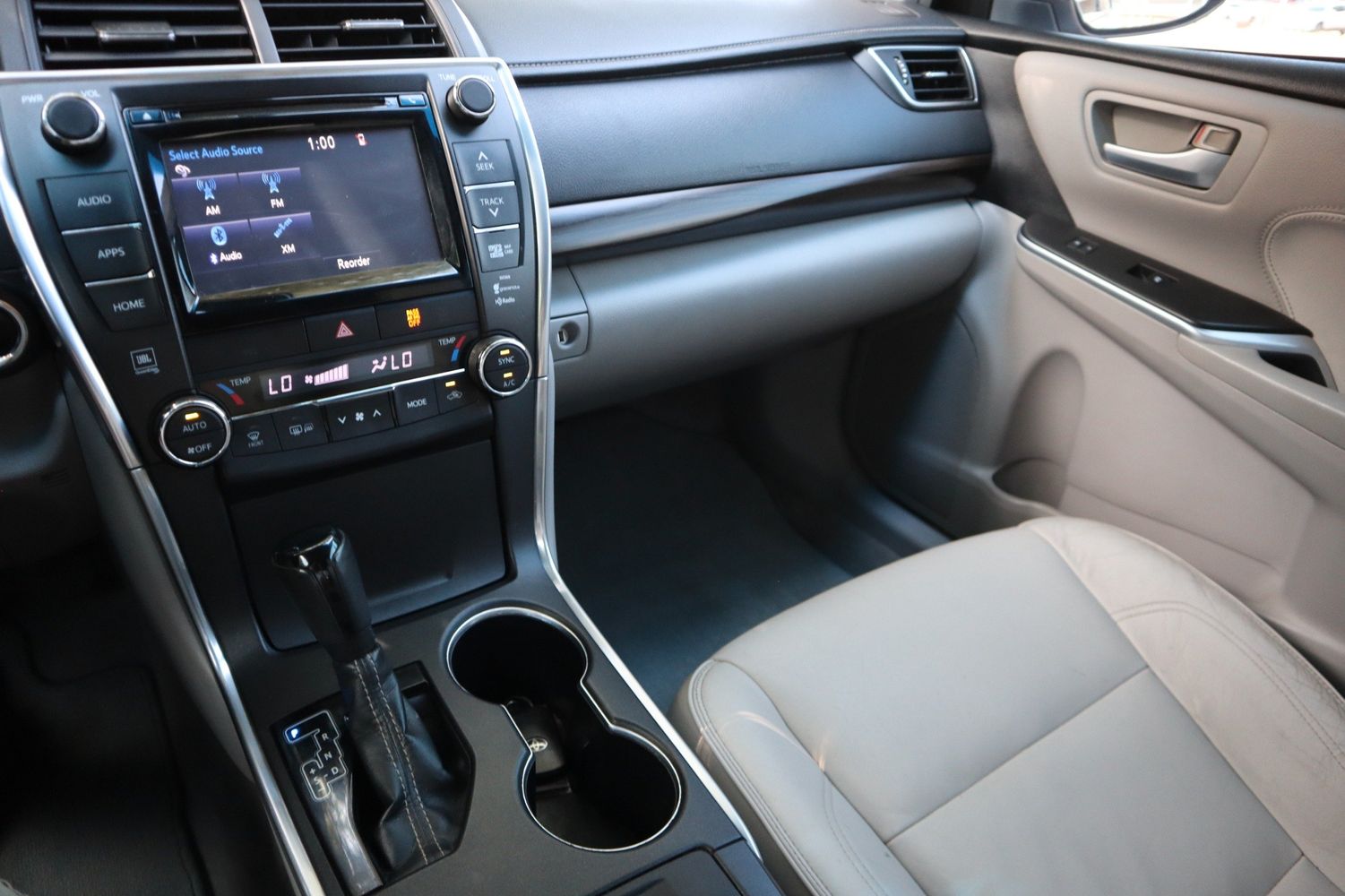 2015 Toyota Camry XLE V6 | Victory Motors of Colorado