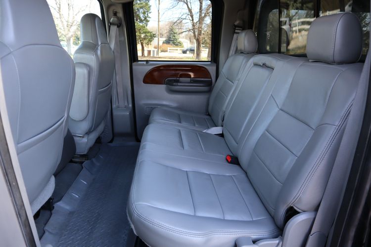 2004 Ford F-350 Super Duty Lariat | Victory Motors of Colorado