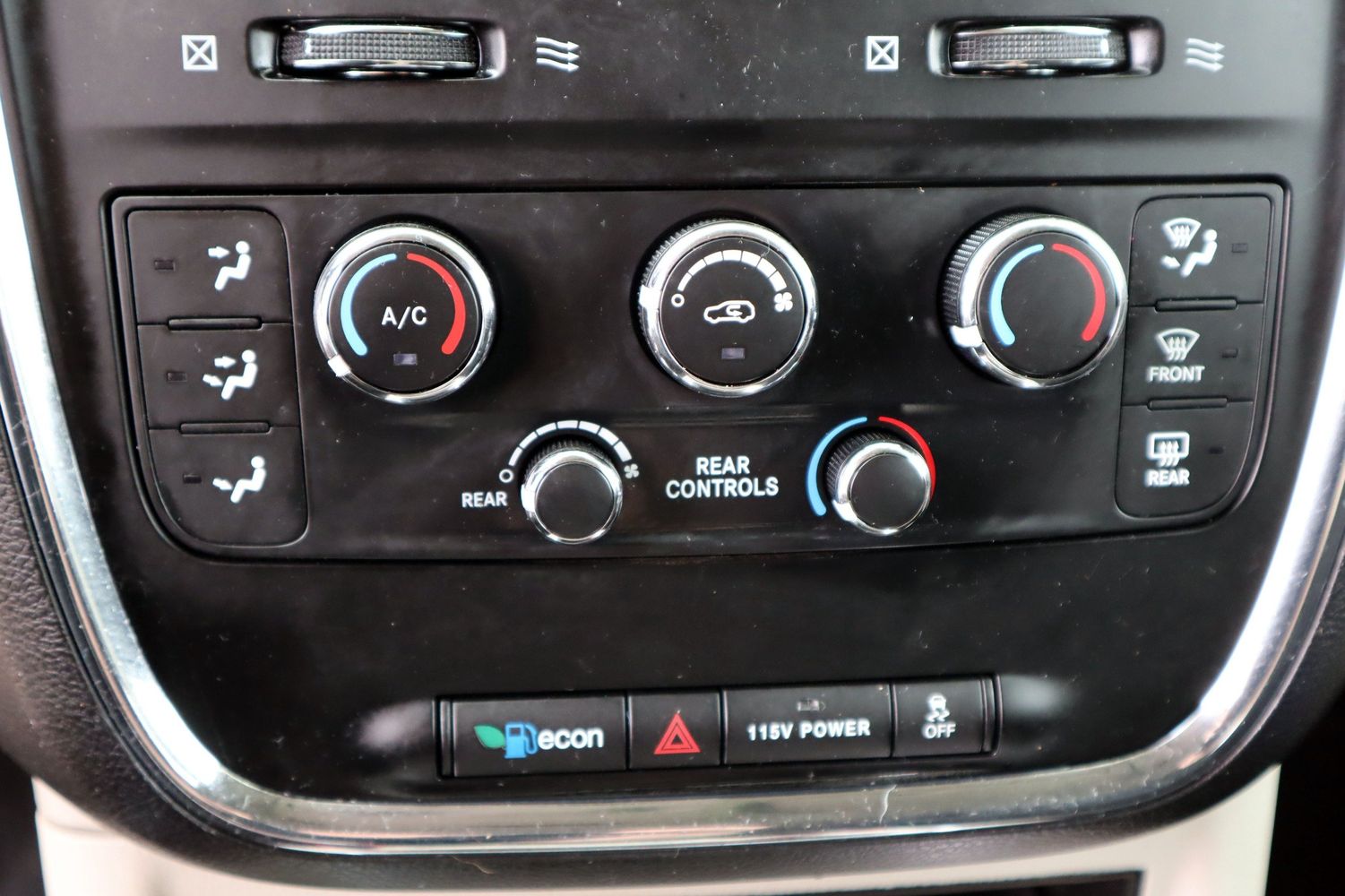 2015 Dodge Grand Caravan SXT | Victory Motors of Colorado