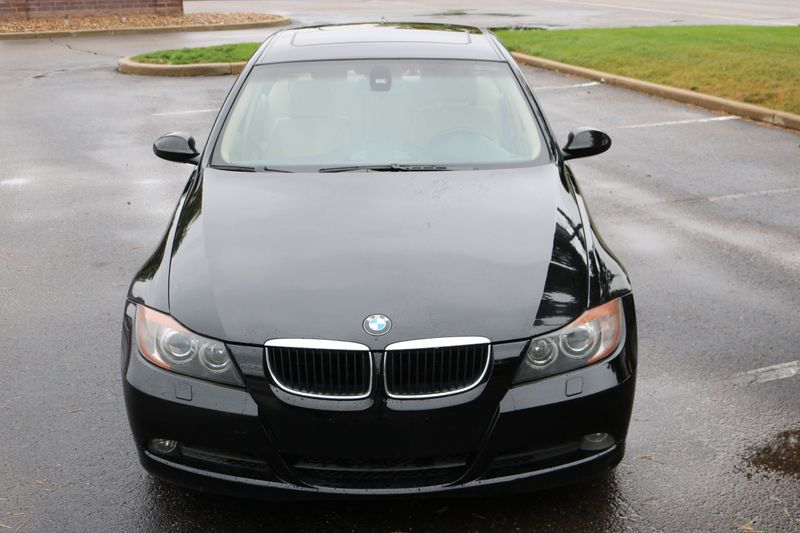 2006 BMW 325XI Photos