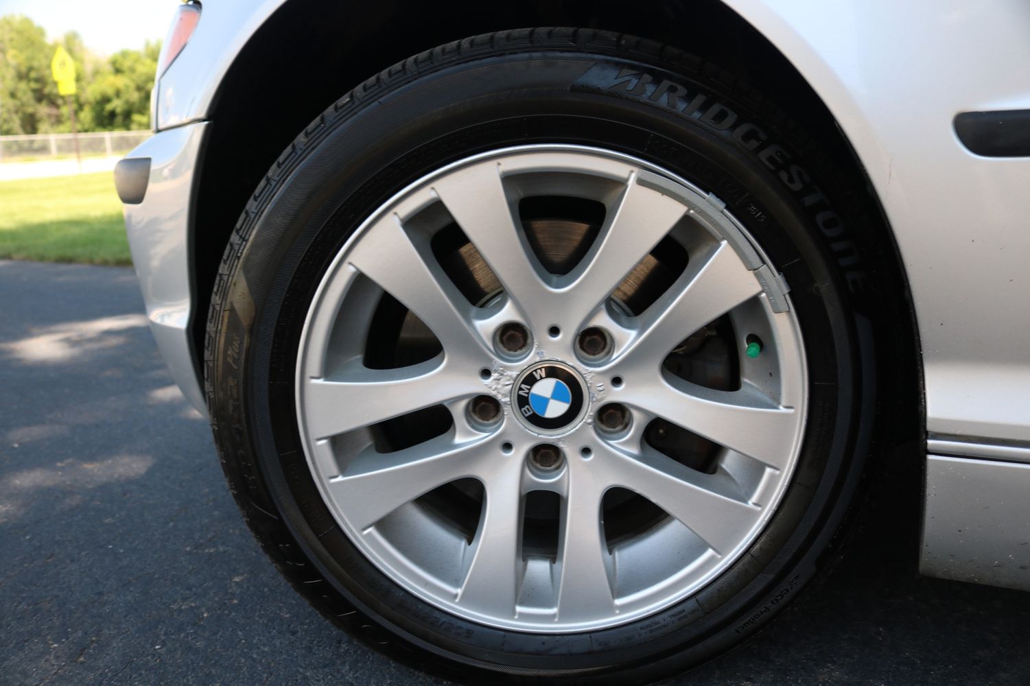 2002 BMW 325XI AWD | Victory Motors of Colorado