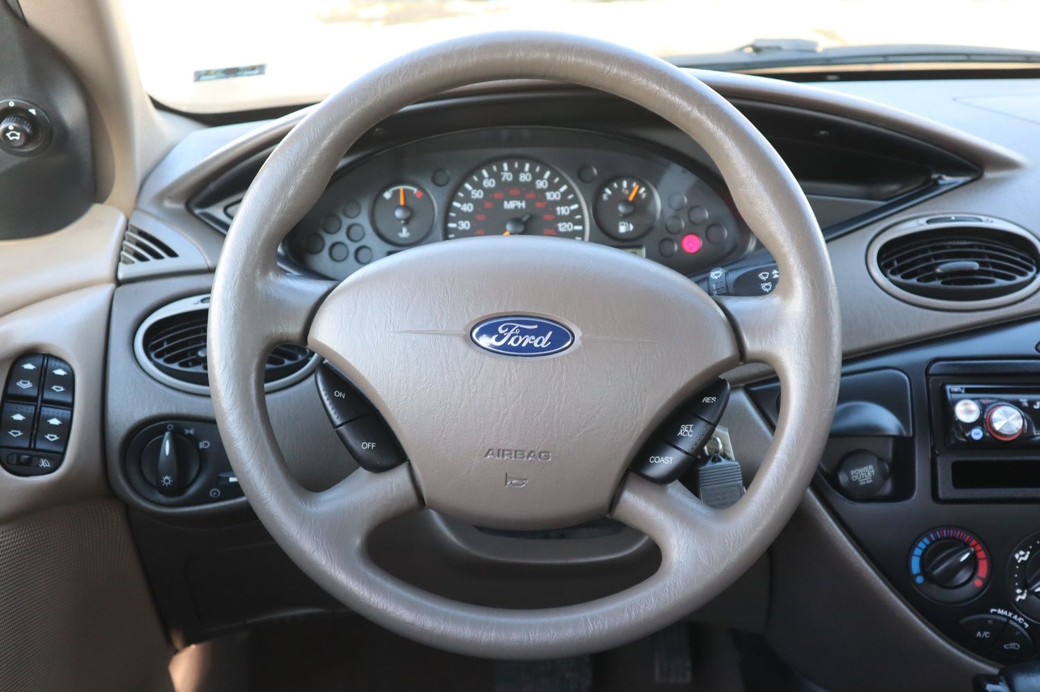 2003 Ford Focus SE Comfort | Victory Motors of Colorado