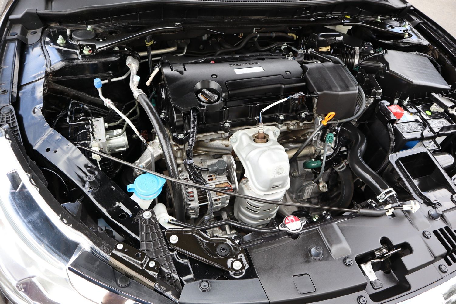 2016 Honda Accord Sport | Victory Motors of Colorado