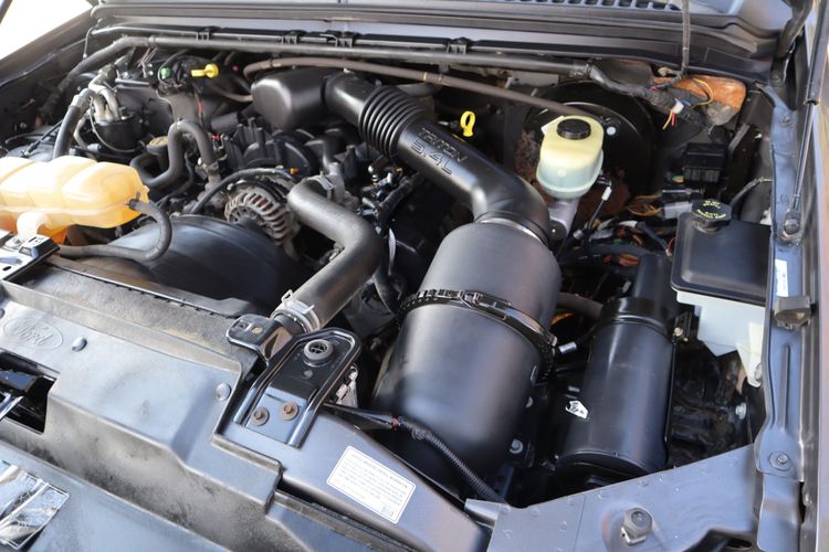 2003 Ford F-250 Super Duty XLT | Victory Motors of Colorado