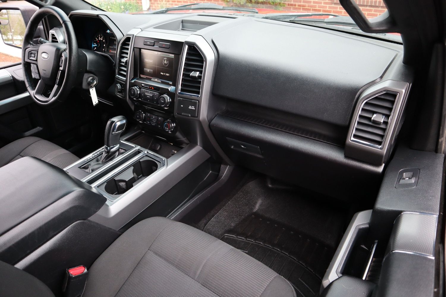 2015 Ford F-150 XLT | Victory Motors of Colorado