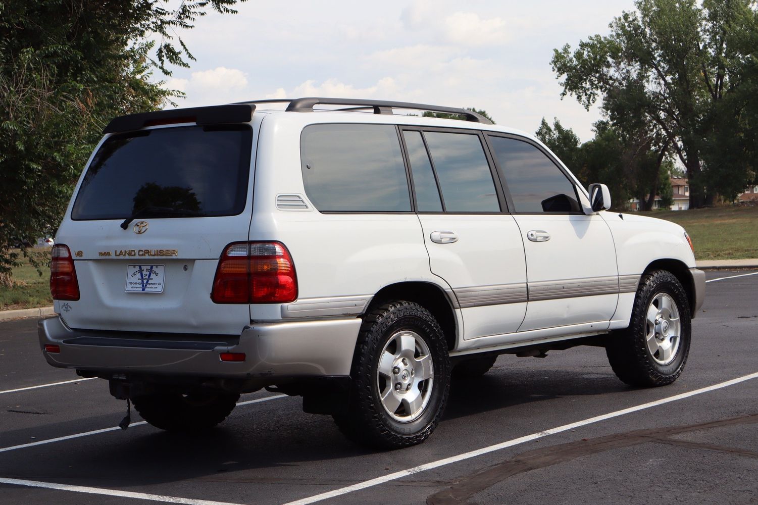 2000 Toyota Land Cruiser | Victory Motors of Colorado