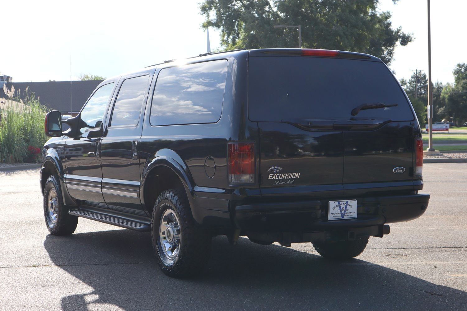2005 Ford Excursion Limited | Victory Motors of Colorado