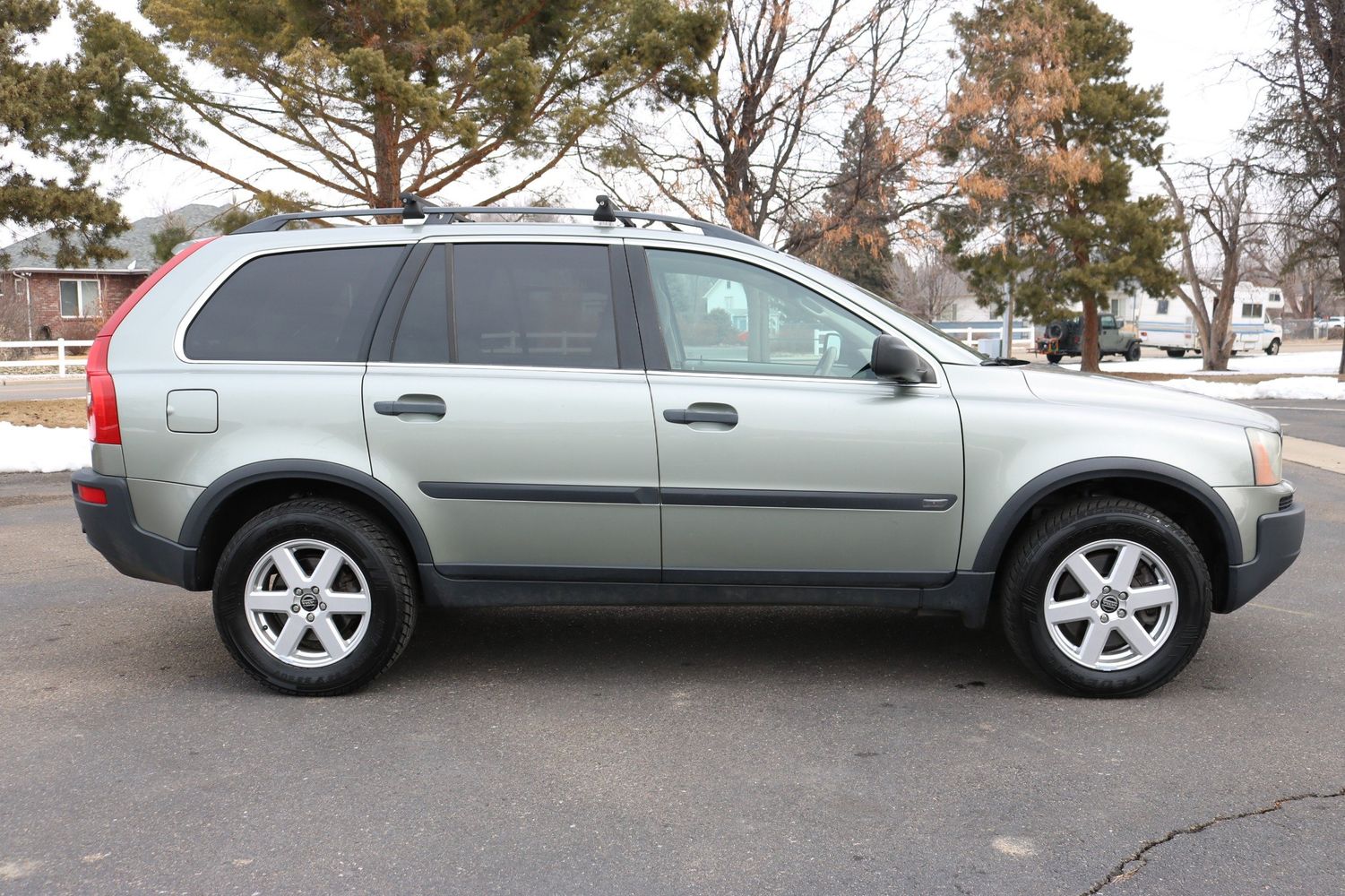 2006 Volvo XC90 2.5T | Victory Motors of Colorado