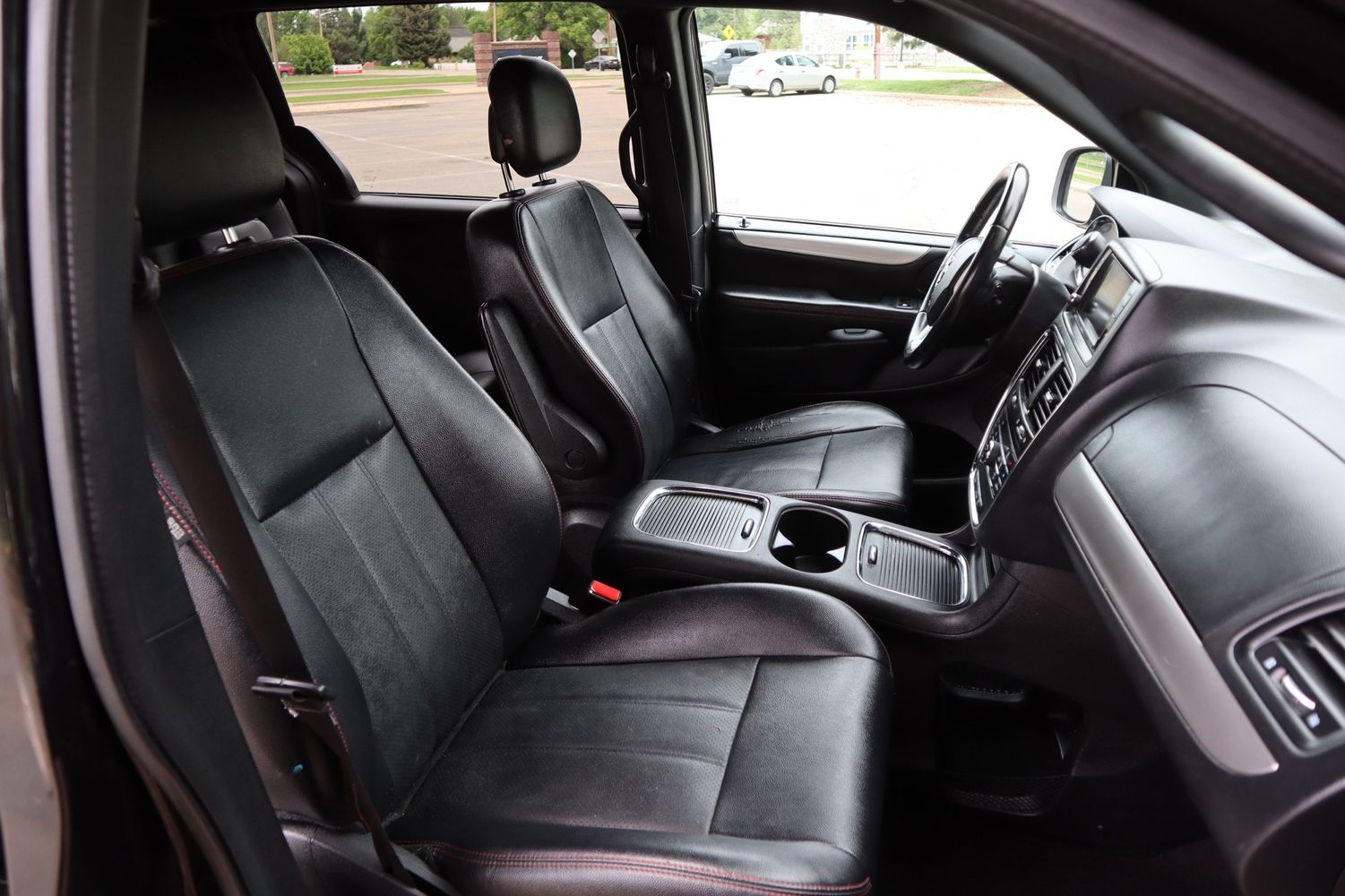 2016 Dodge Grand Caravan R/T | Victory Motors of Colorado