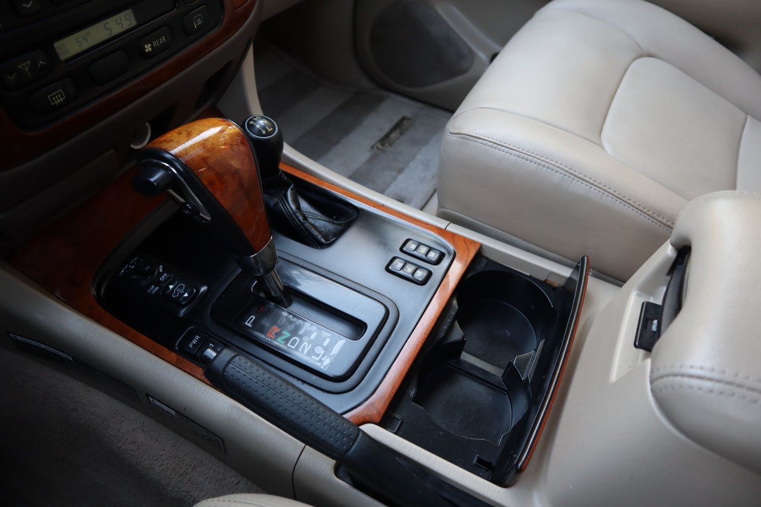 2001 Lexus LX 470 Base | Victory Motors of Colorado