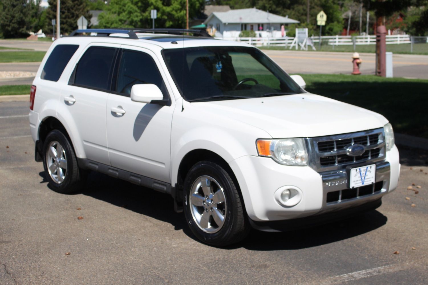 2009 Ford Escape Limited | Victory Motors of Colorado