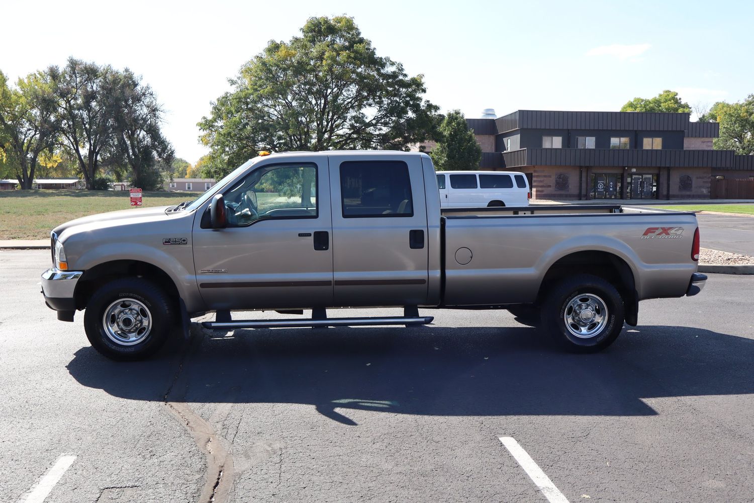 2004 Ford F-250 Super Duty Lariat | Victory Motors of Colorado