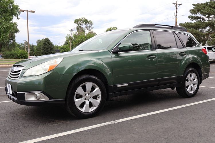 2011 Subaru Outback 2.5i Premium | Victory Motors of Colorado