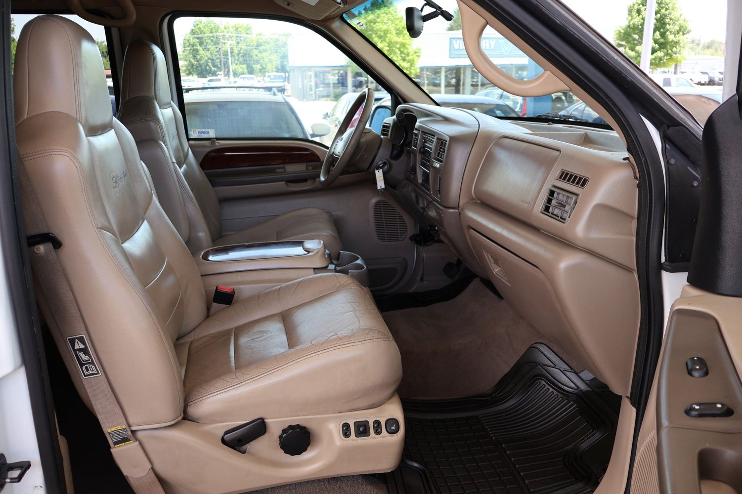 2002 Ford Excursion Limited | Victory Motors of Colorado