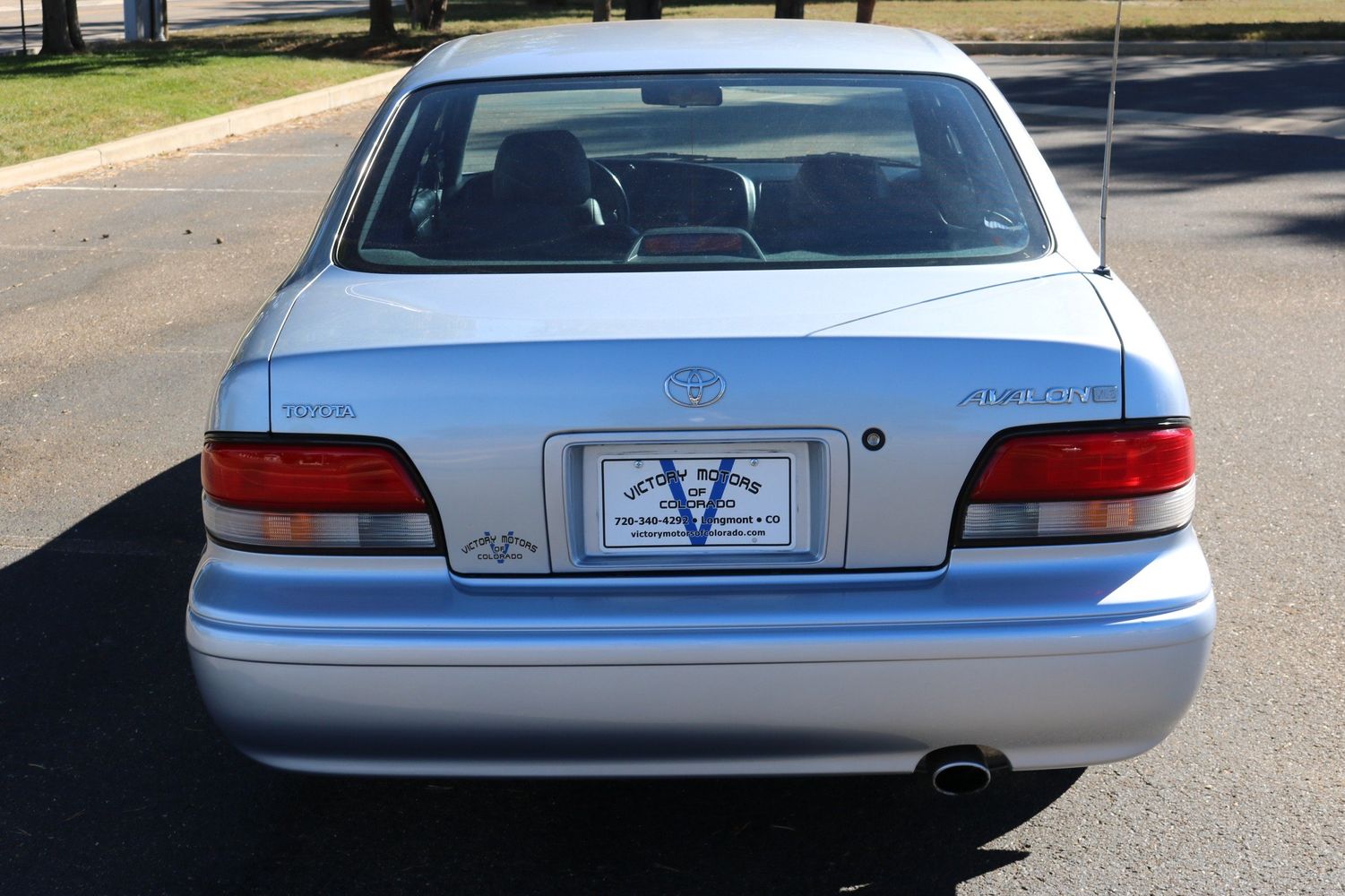 1995 Toyota Avalon XLS | Victory Motors of Colorado