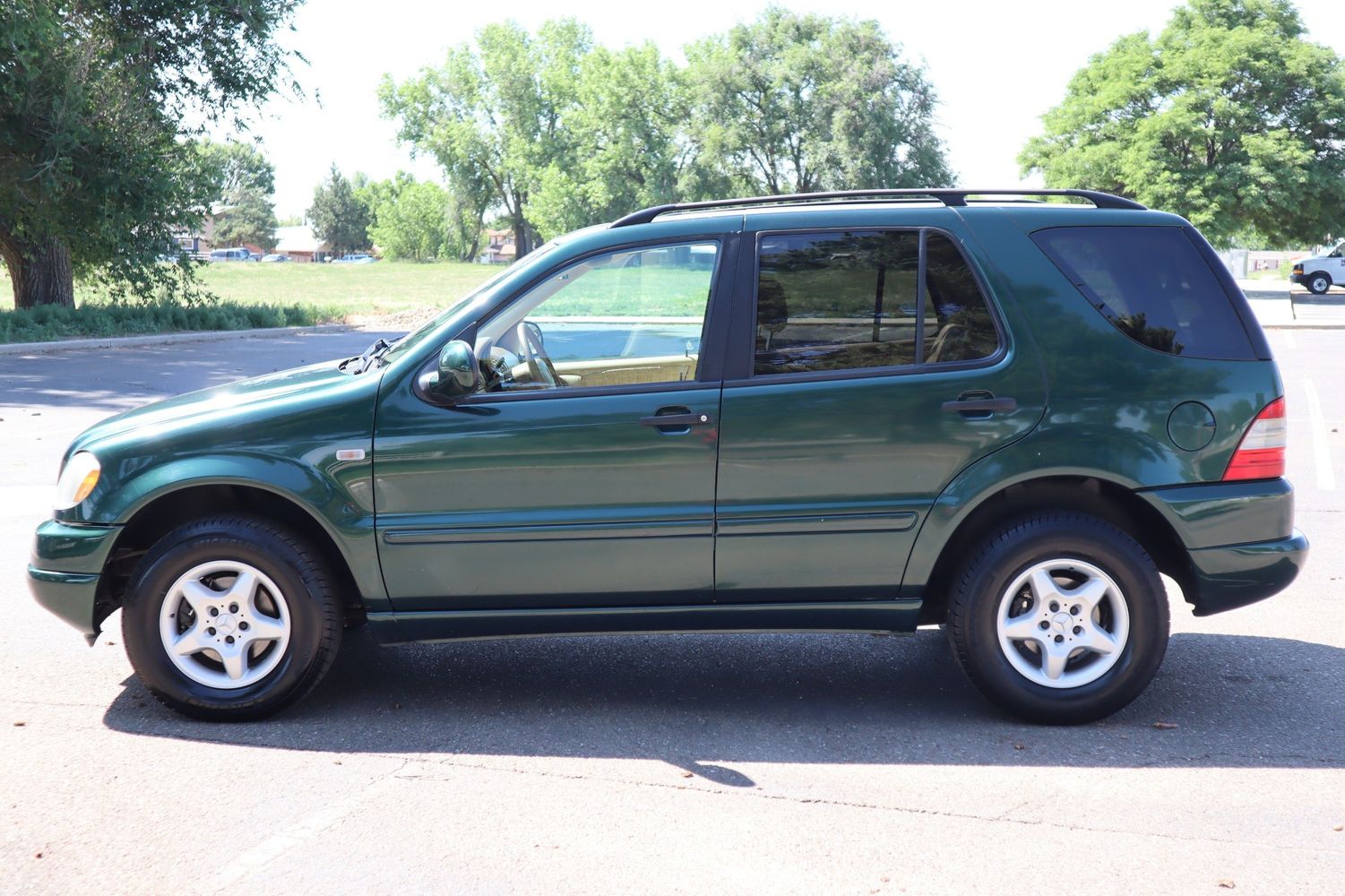 2000 Mercedes-Benz ML 320 M-Class | Victory Motors of Colorado